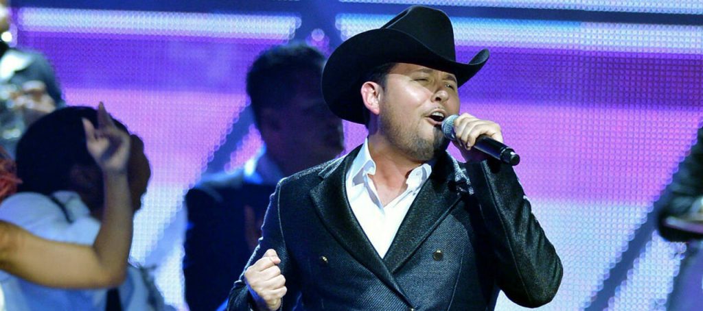 Biografía de Roberto Tapia: de la música norteña al mariachi